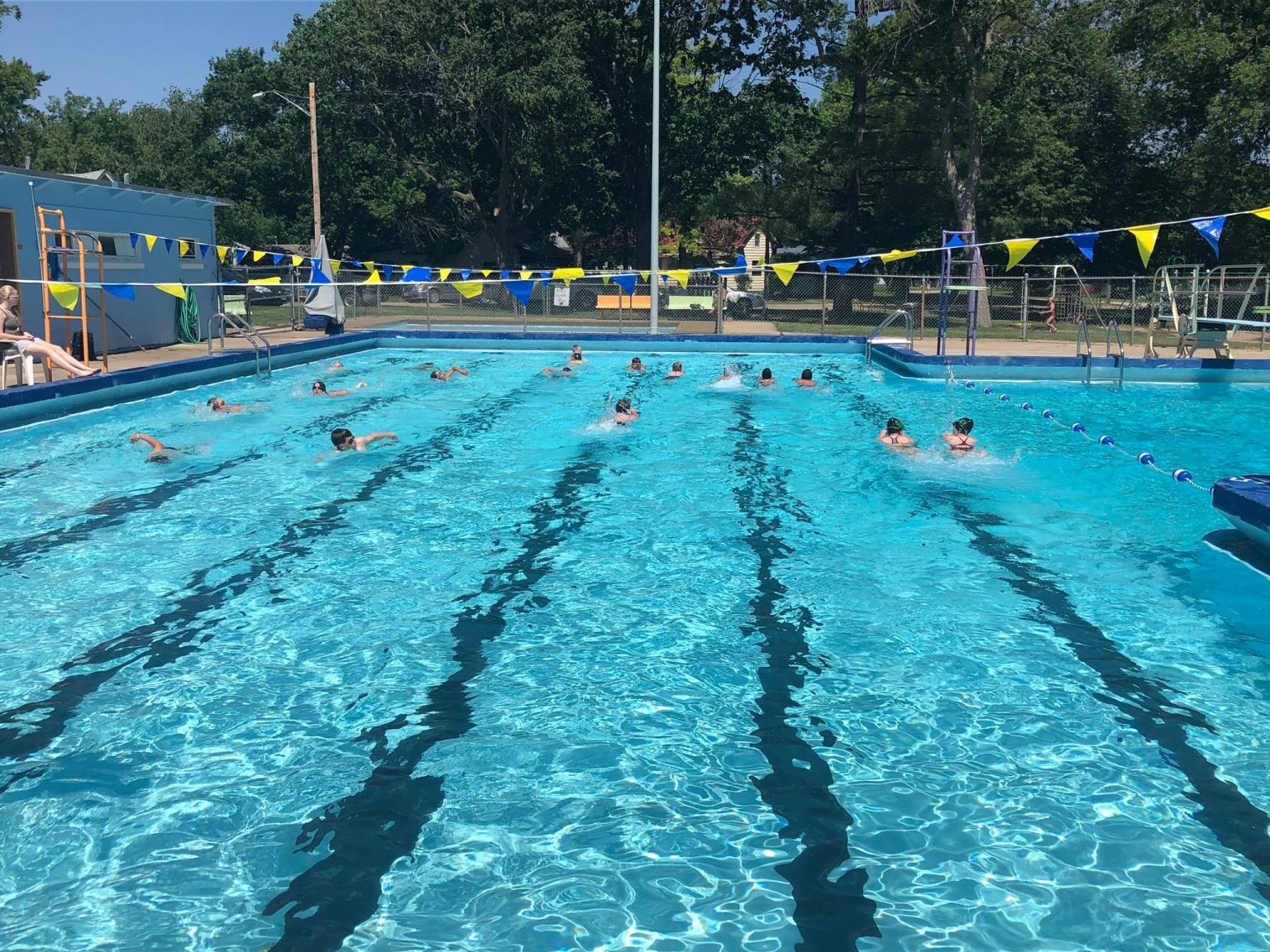 Swimming Pool – Laurens